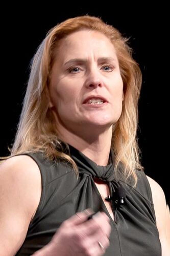 Annual Meeting highlights showcased in final plenary session - AACR ...